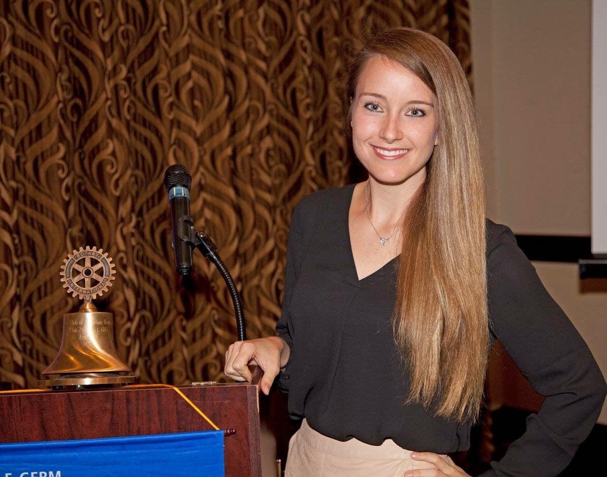 Book Zarifa Ghafari as a speaker – Premium Speakers