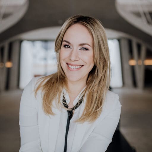 Zara Rutherford on Motivation & Reaching Goals | Premium Speakers