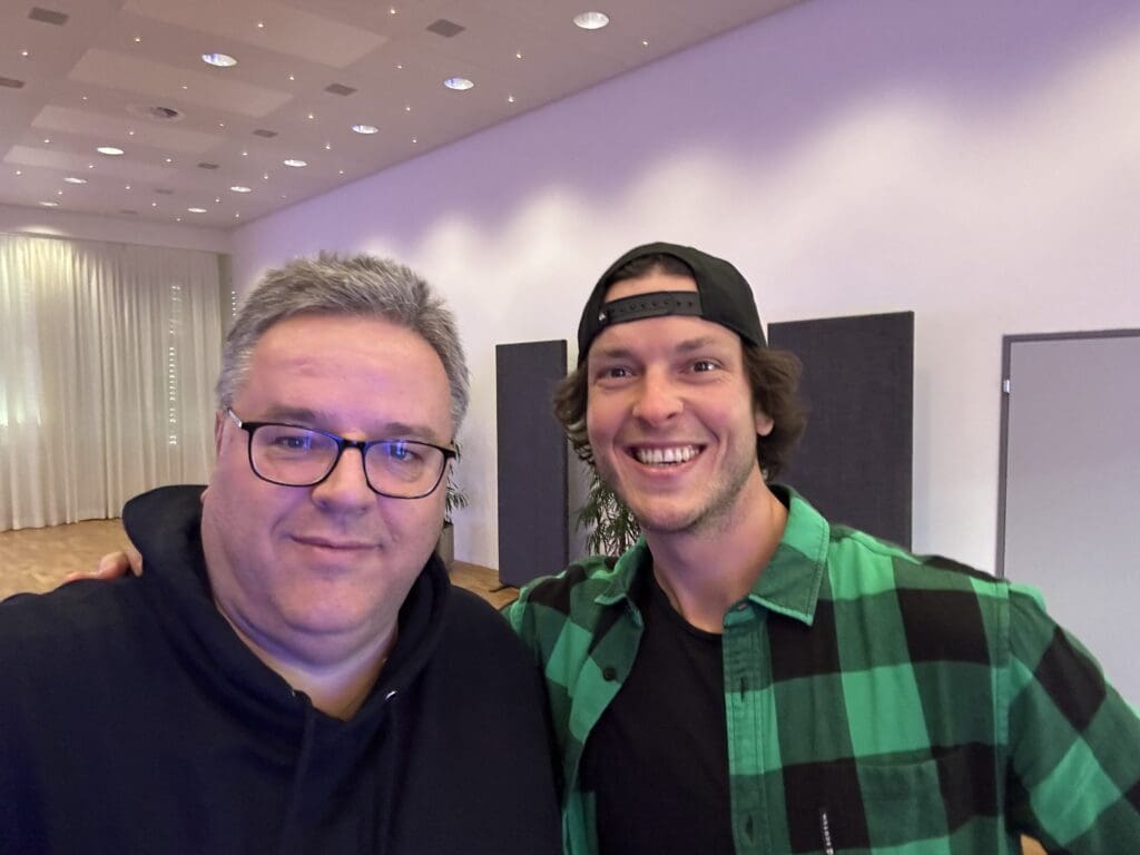 Backstage - Secrets & Stories - Premium Speakers