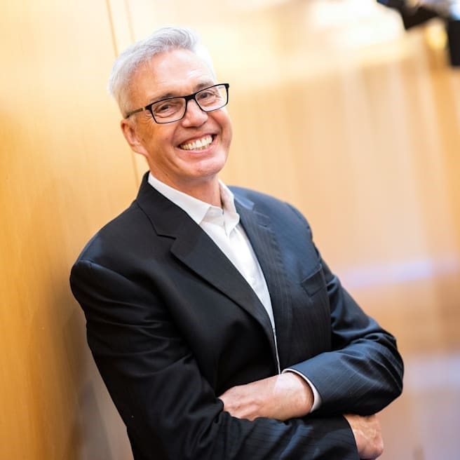 Gordon Herbert on Leadership & Team - Official Booking Agent