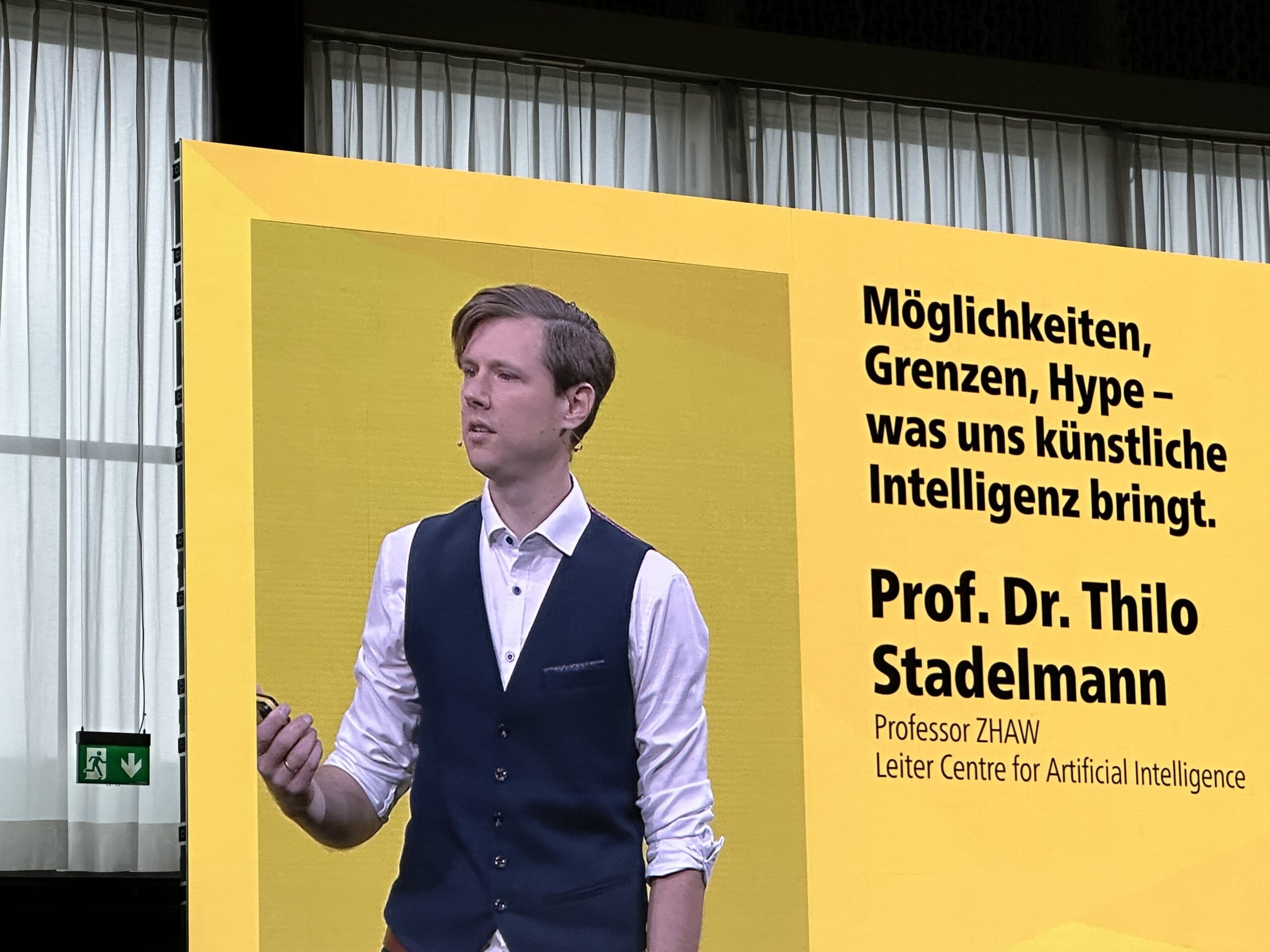 Thilo Stadelmann - Der Hype um Künstliche Intelligenz