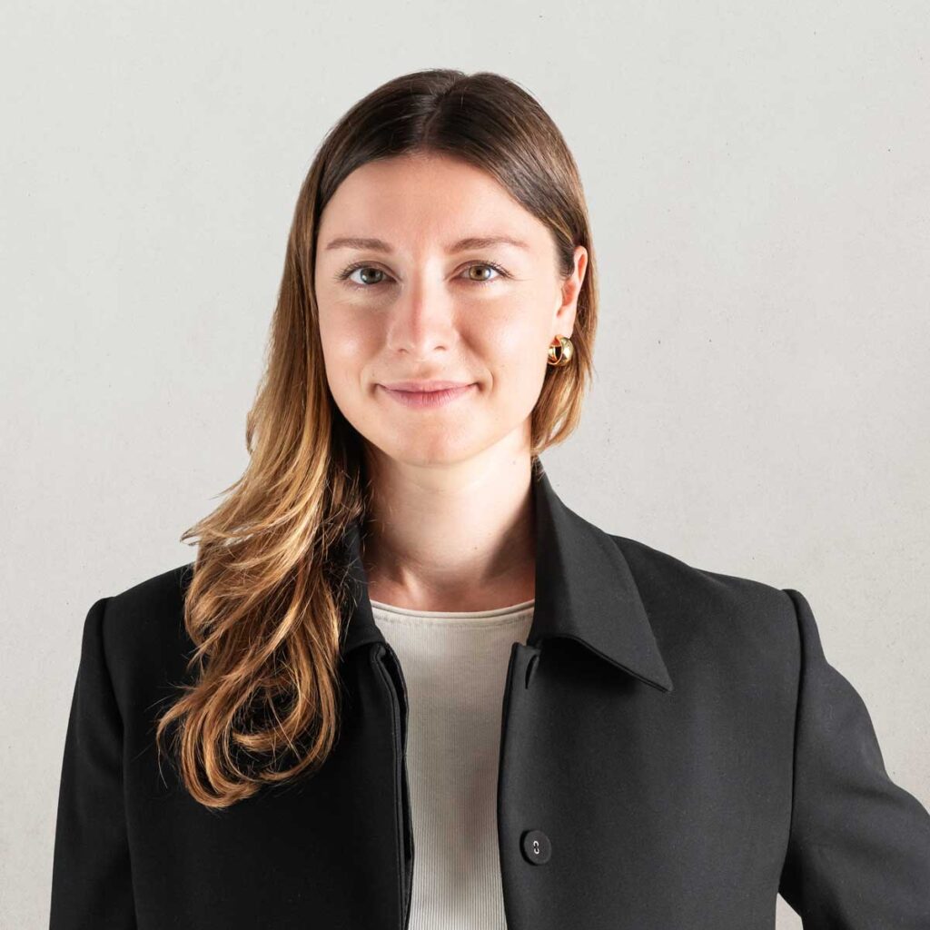 Carina Stöttner - The "5 Premium Speakers Questions