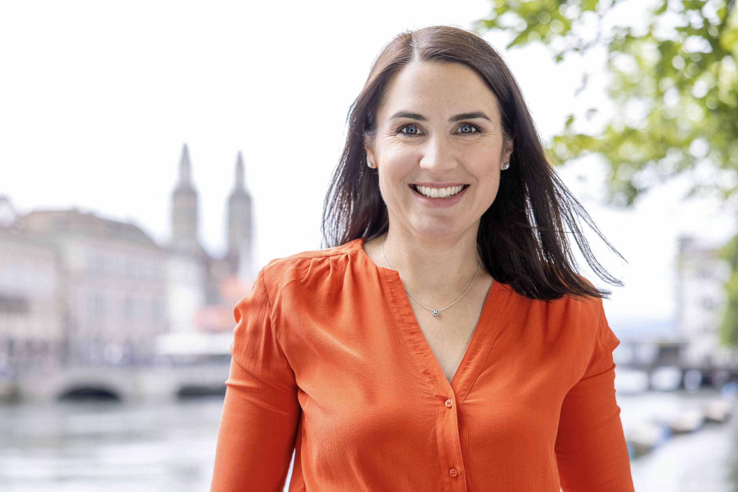 Julia Bauer als Moderatorin buchen - Premium Speakers