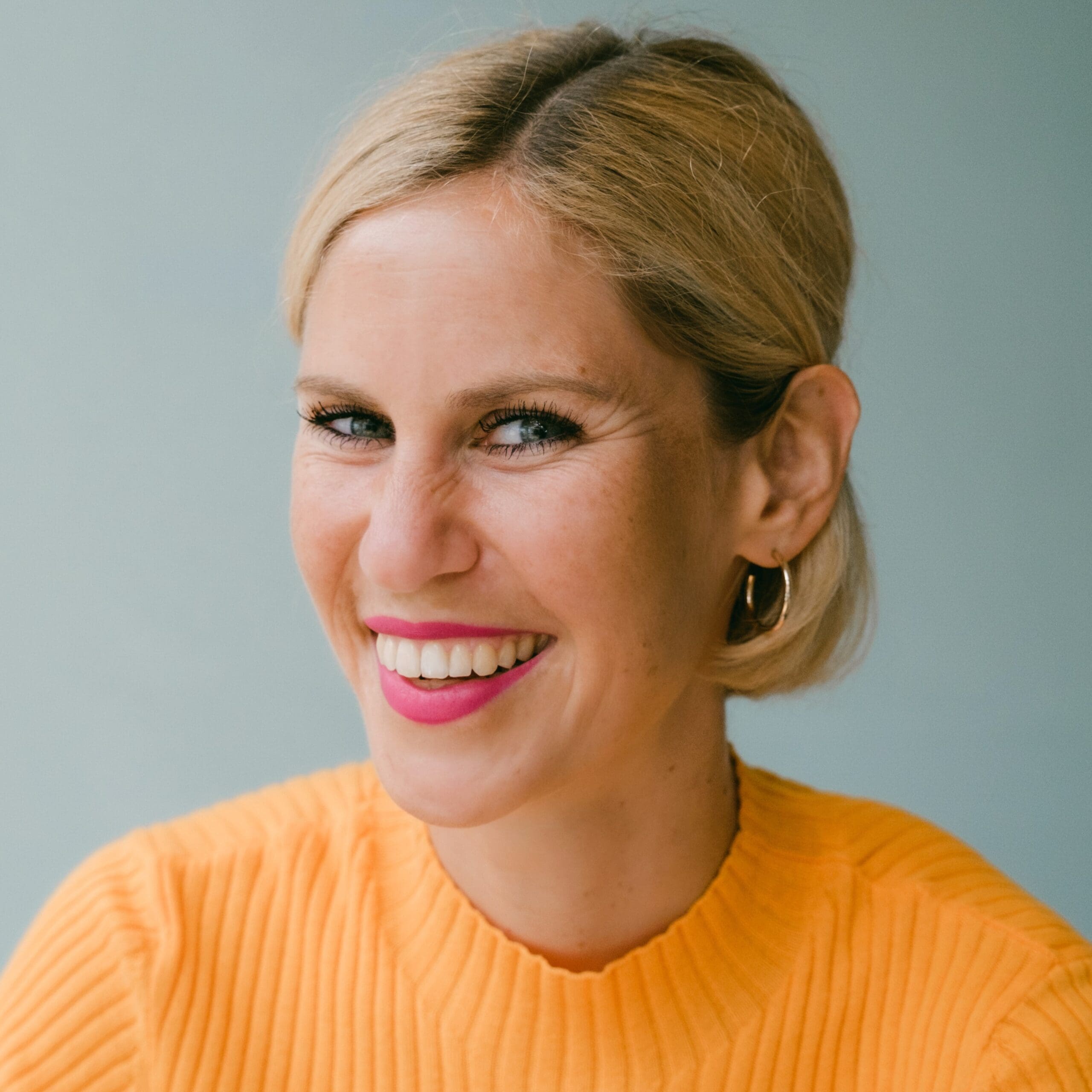 Eva Elisa Schneider - Expert on Mental Health - Premium Speakers