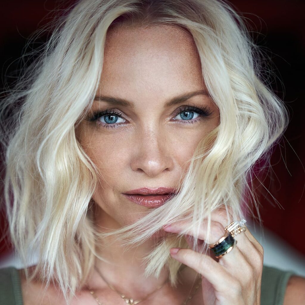 Janin Ullmann – Rednerin für Female Finance & Empowerment